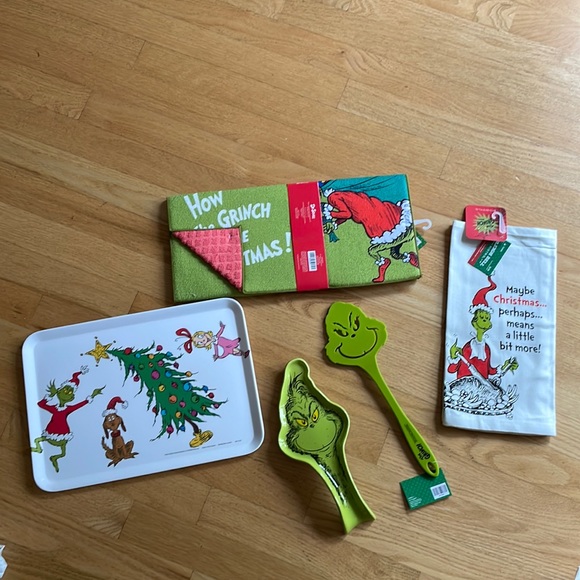 Dr. Seuss | Holiday | Dr Seuss The Grinch Kitchen Bundle | Poshmark